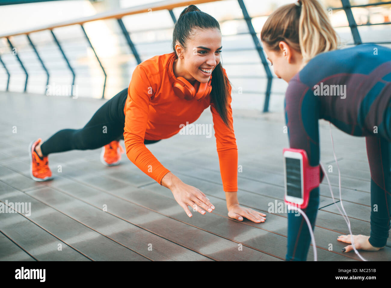 Running plank hi-res stock photography and images - Alamy
