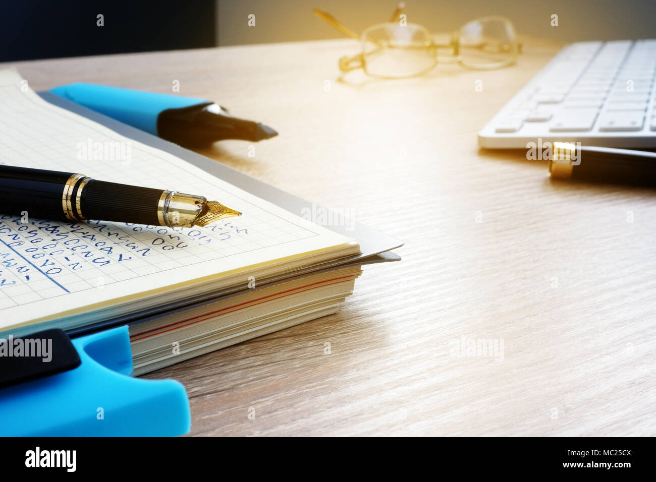 Accounting office hi-res stock photography and images - Alamy