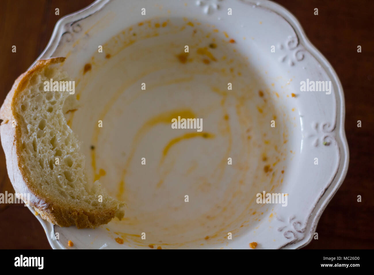 Empty spaghetti plate hi-res stock photography and images - Alamy