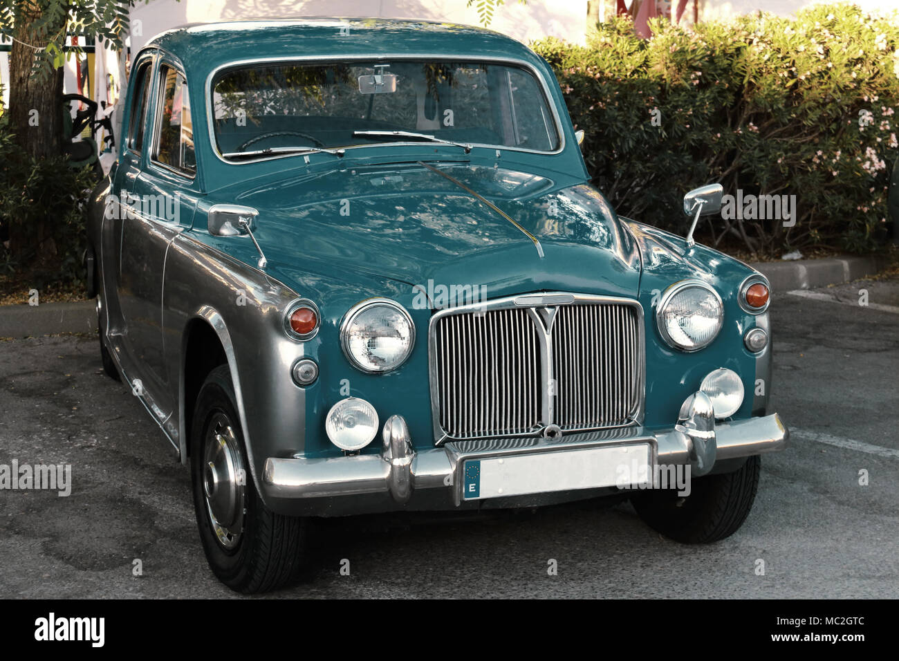 Oldtimer classic car Stock Photo - Alamy