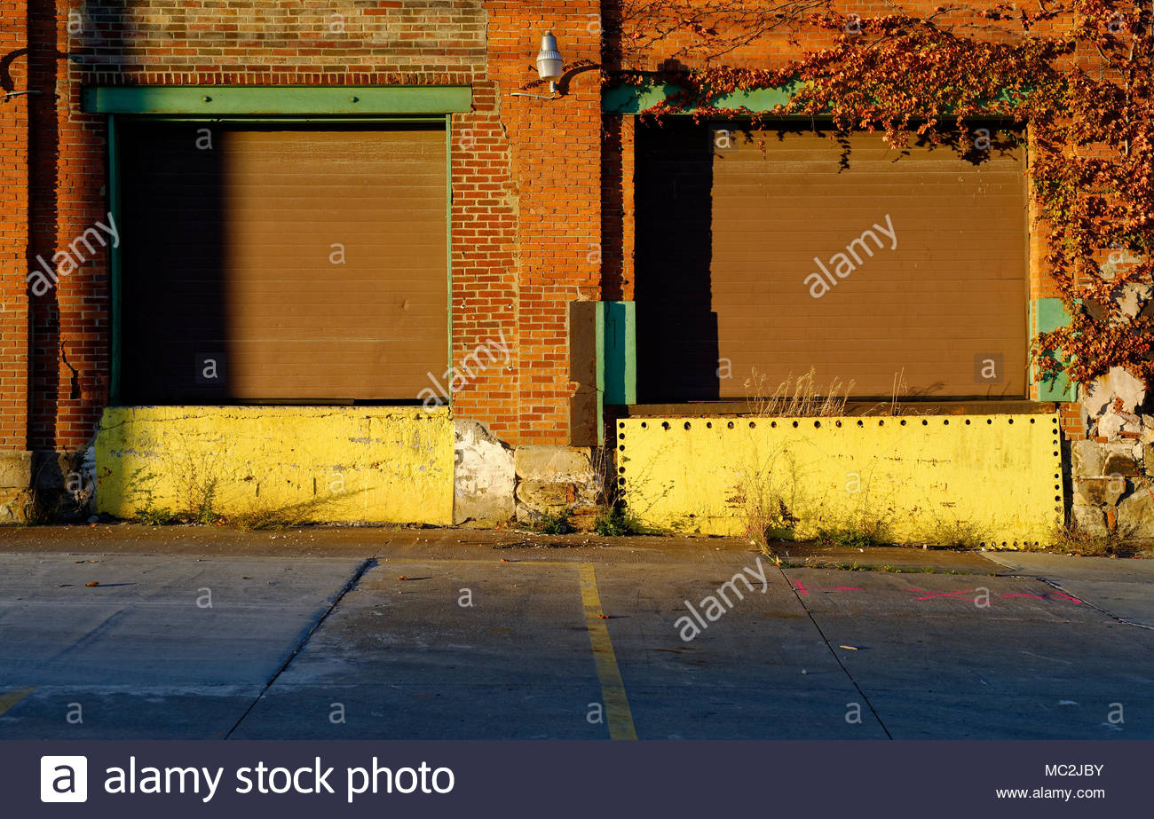 Dock Side Building High Resolution Stock Photography and Images - Alamy