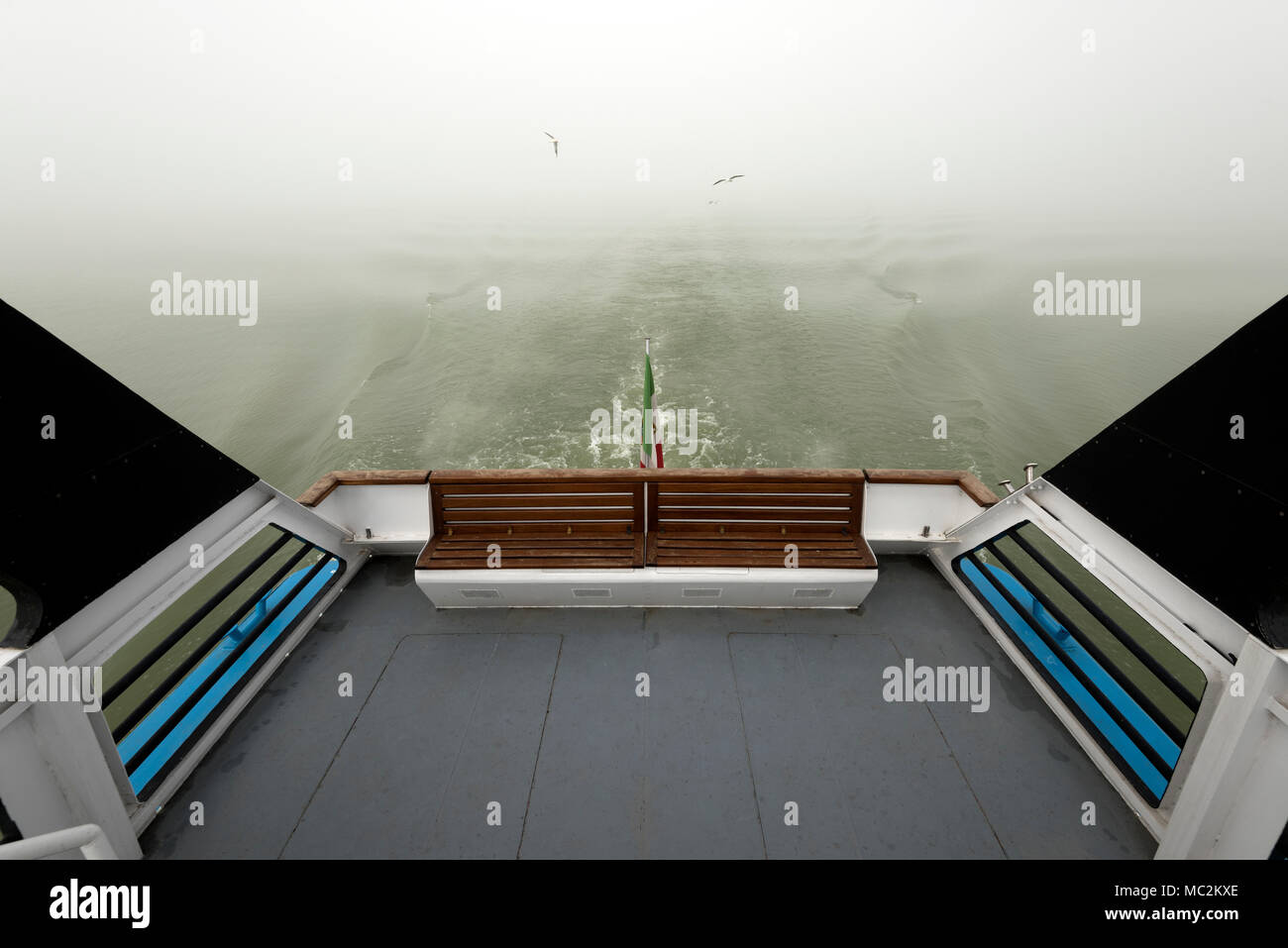 Stern side view hi-res stock photography and images - Alamy