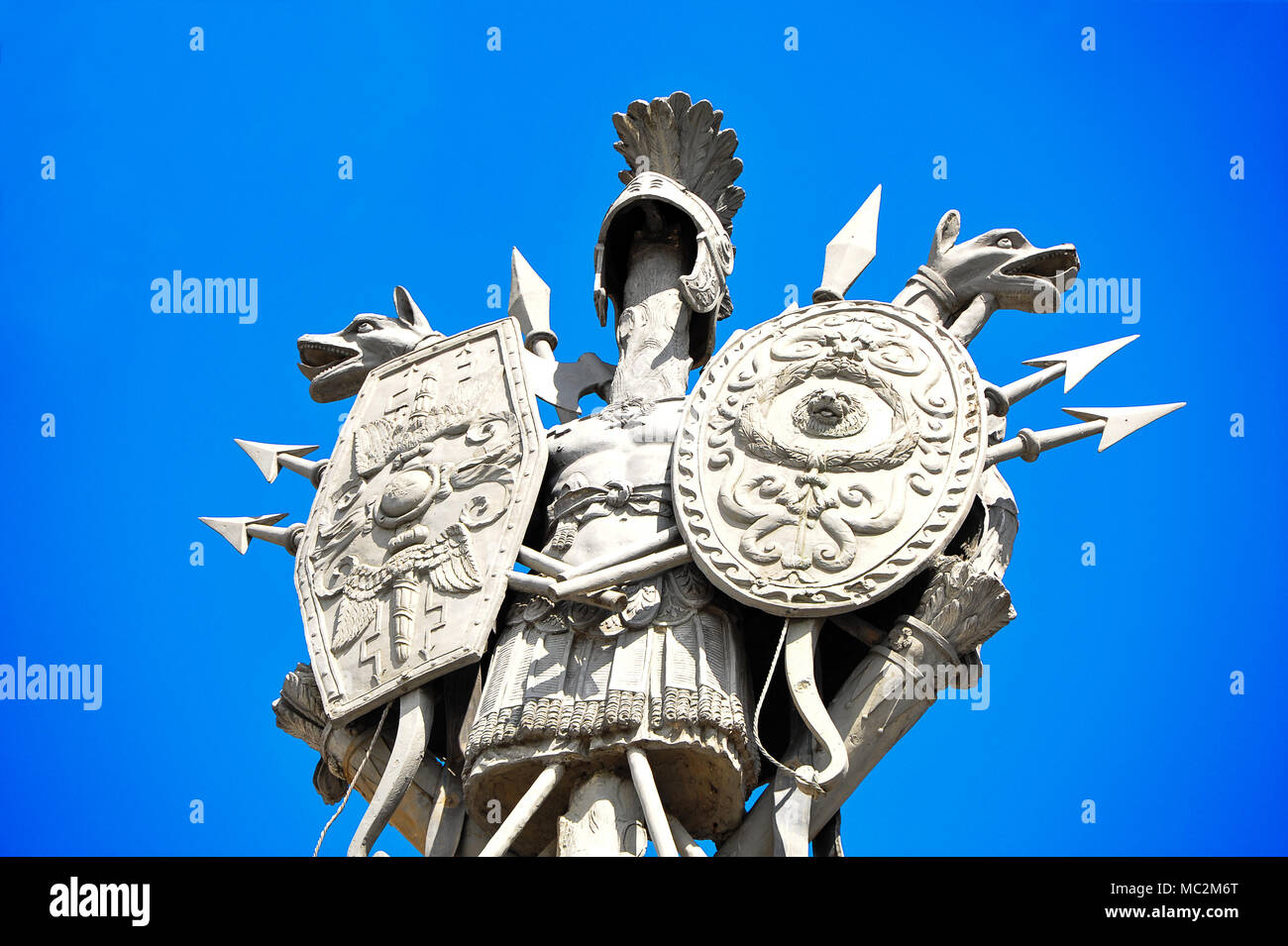 Roman centurion statue hi-res stock photography and images - Alamy