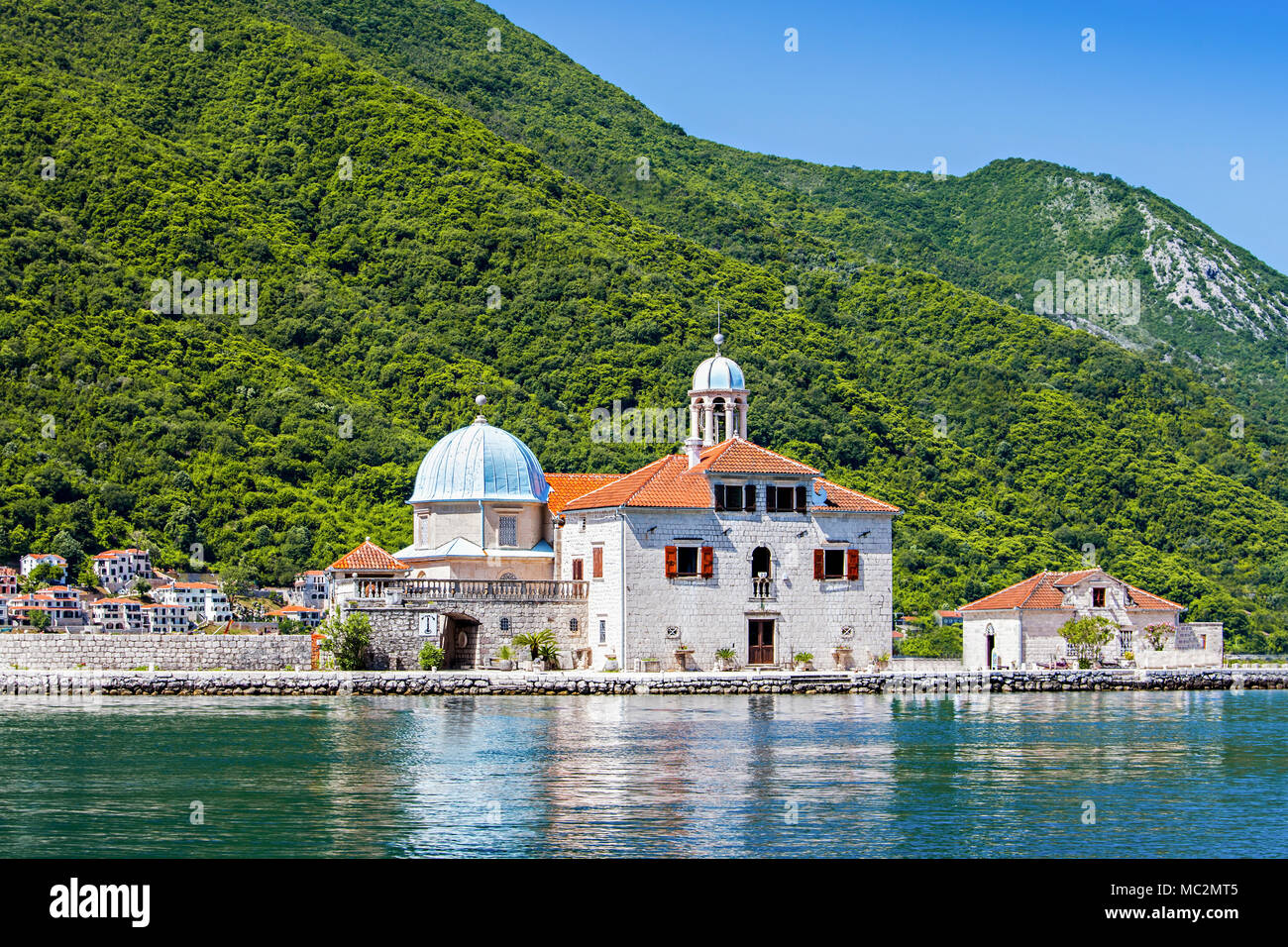 Gospa od Skrpjela (Our Lady of the Rocks), Perast Stock Photo - Alamy