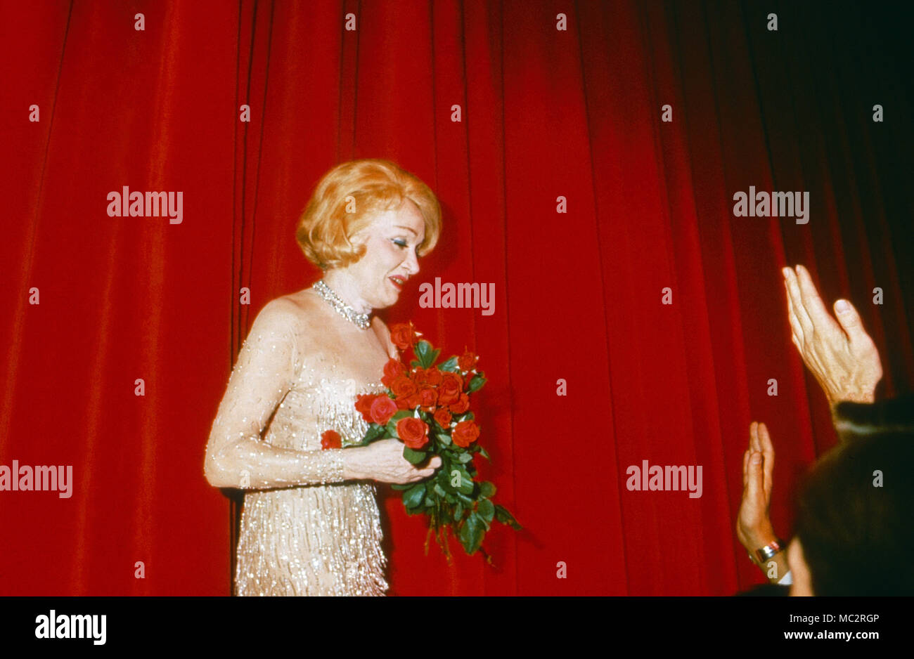 Marlene Dietrich, deutsch amerikanische Schauspielerin und Sängerin bei ...