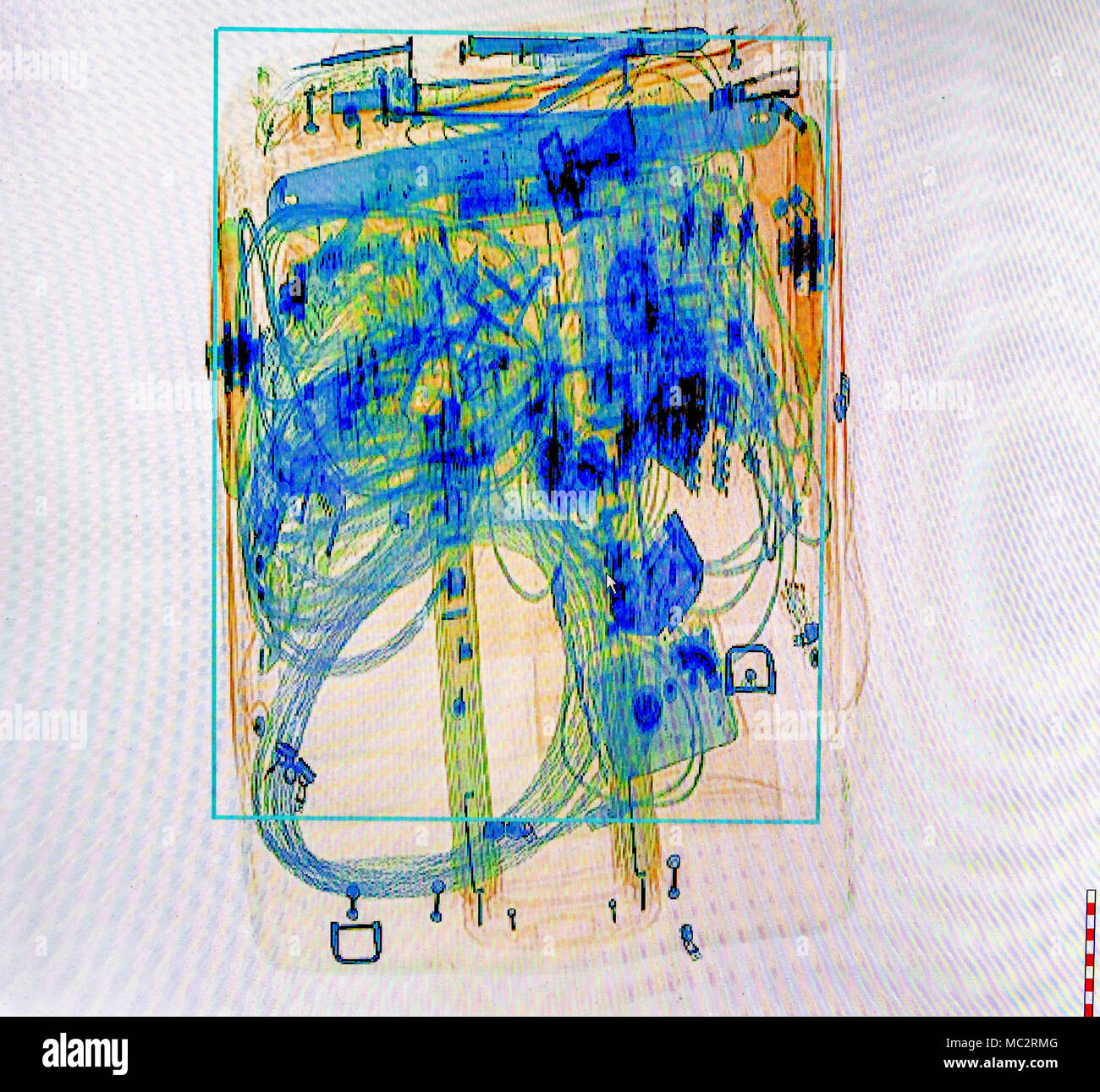 X ray of objects inside luggage hi-res stock photography and images - Alamy
