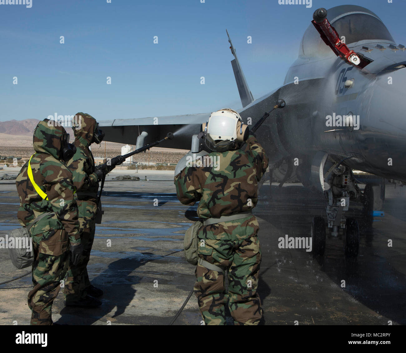 Marines with Marine All-Weather Fighter Attack Squadron [VMFA(AW)] 225 ...