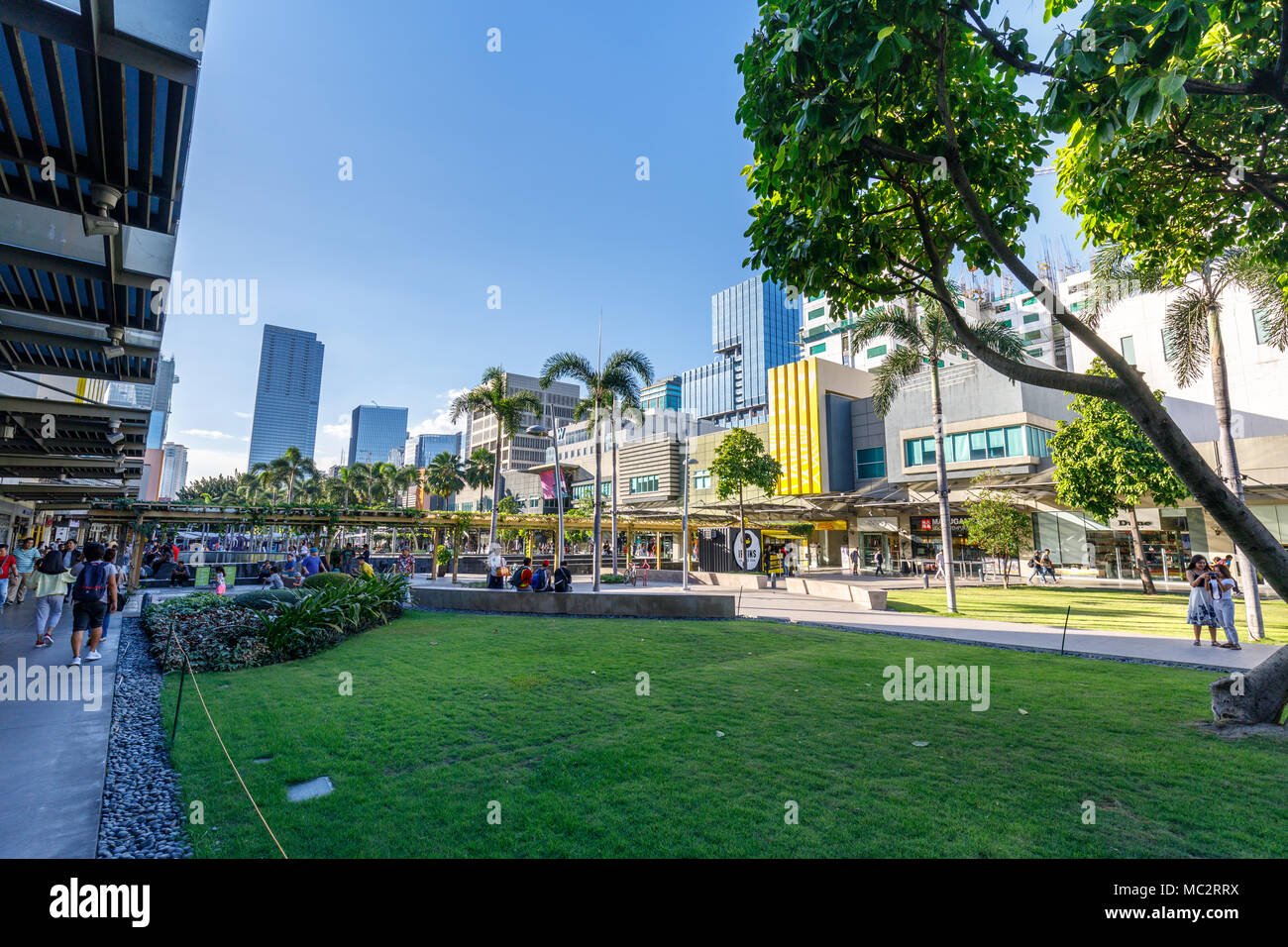 Manila, Philippines - Feb 24, 2018 : Scenery of Bonifacio High street ...