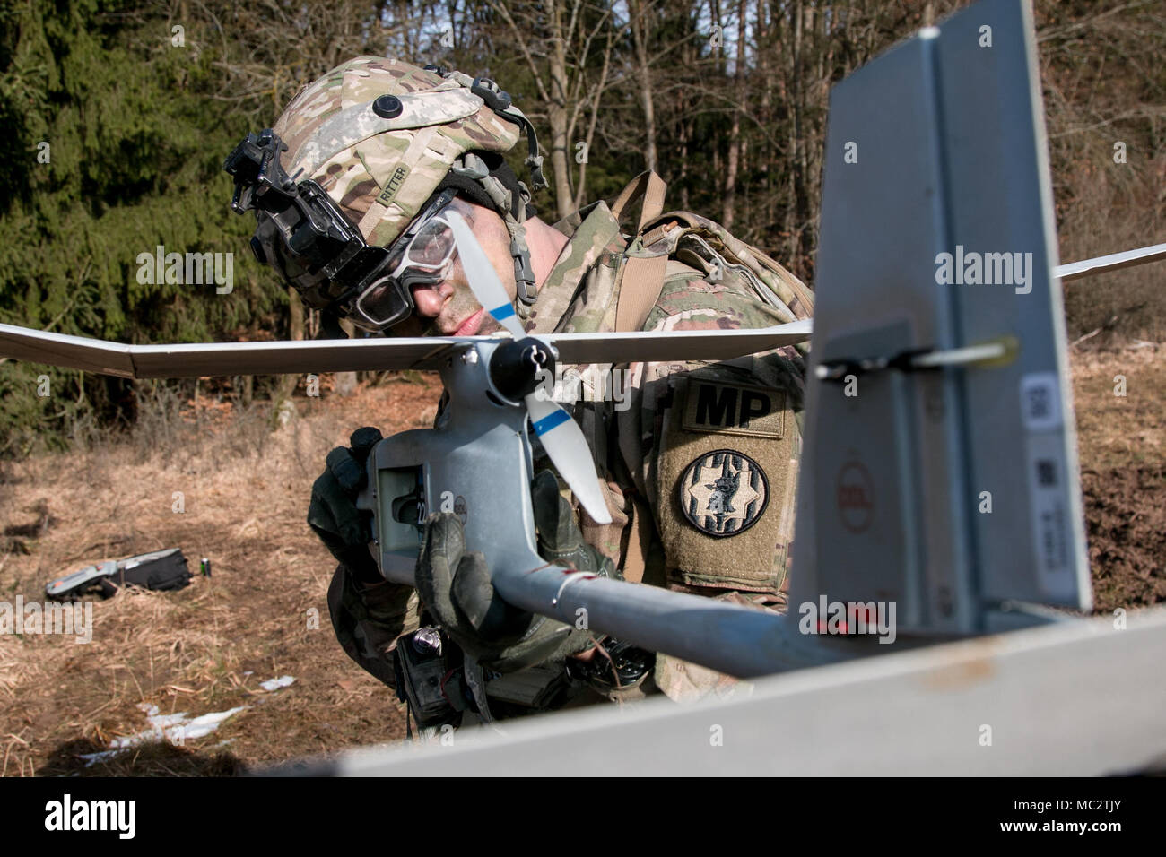 287th military police company hi-res stock photography and images - Alamy