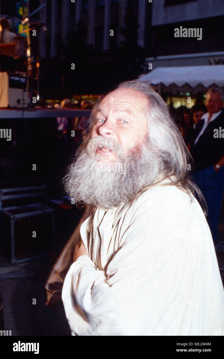 Vater Dan Kelly, Oberhaupt der Kelly Family, nach einem Auftritt in ...