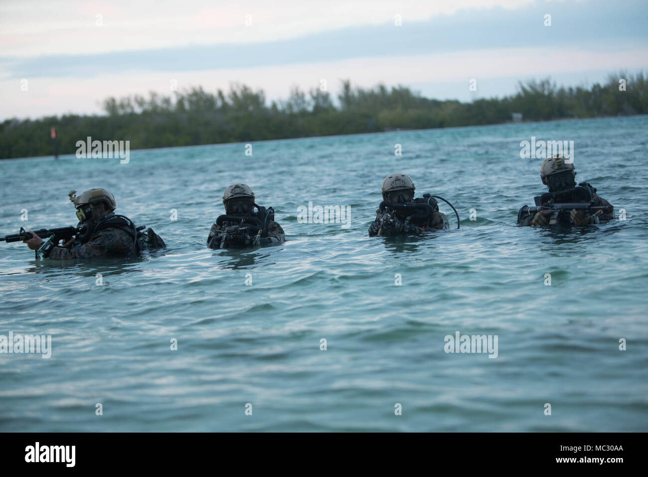 U.S. Marines with Charlie Company, 2d Reconnaissance Battalion, 2d ...