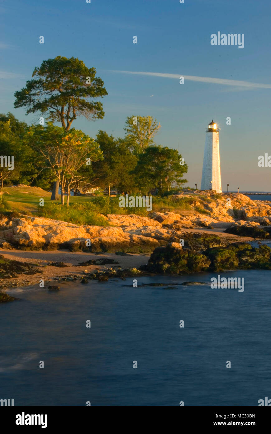 Lighthouse point park new haven hi-res stock photography and images - Alamy