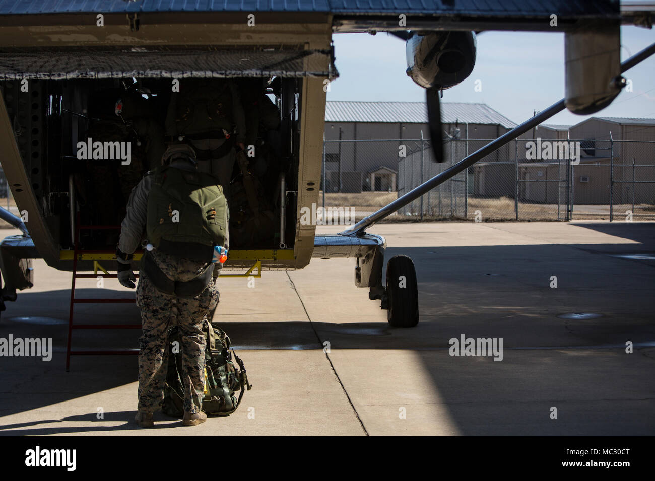 U.S. Marines and Sailors with Charlie Company, 2d Reconnaissance ...