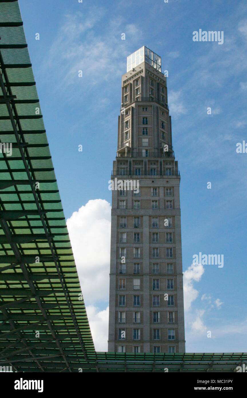 Amiens, Tour Perret Stock Photo - Alamy
