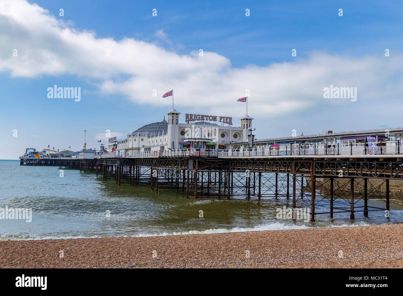 Brighton pier uk hi-res stock photography and images - Alamy