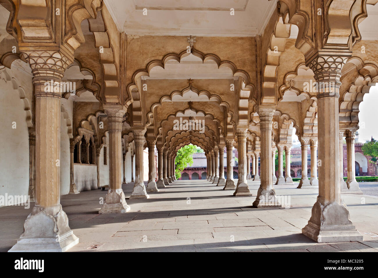 Many arches inside Red Fort, Agra, India Stock Photo - Alamy