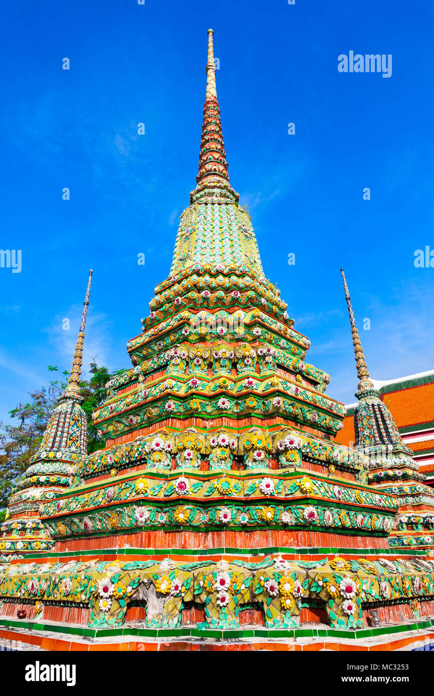 Phra Maha Chedi Si Rajakarn is a 42m high stupa in Wat Pho Buddhist ...