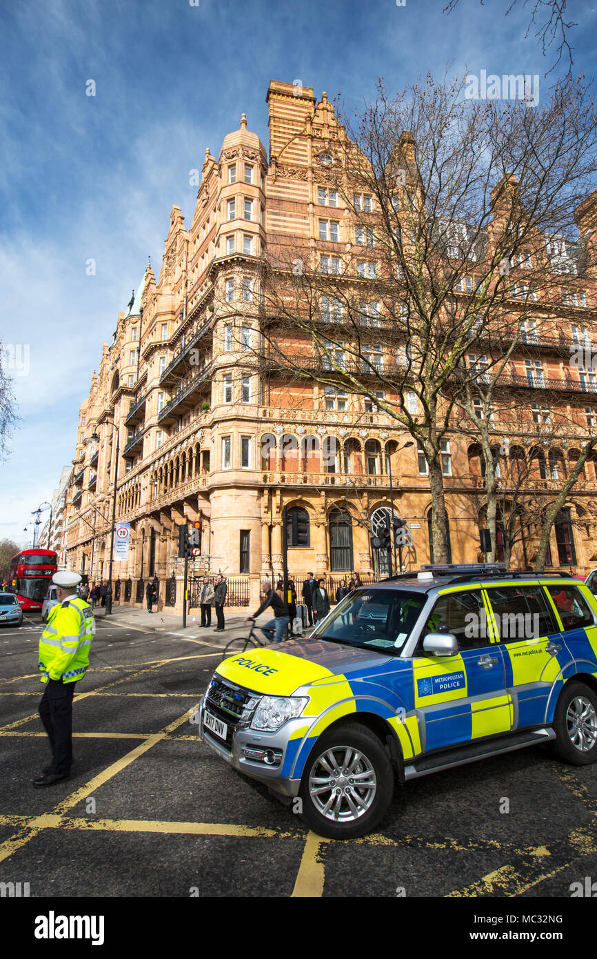 Police closing off the Kingsway in London, UK Stock Photo - Alamy