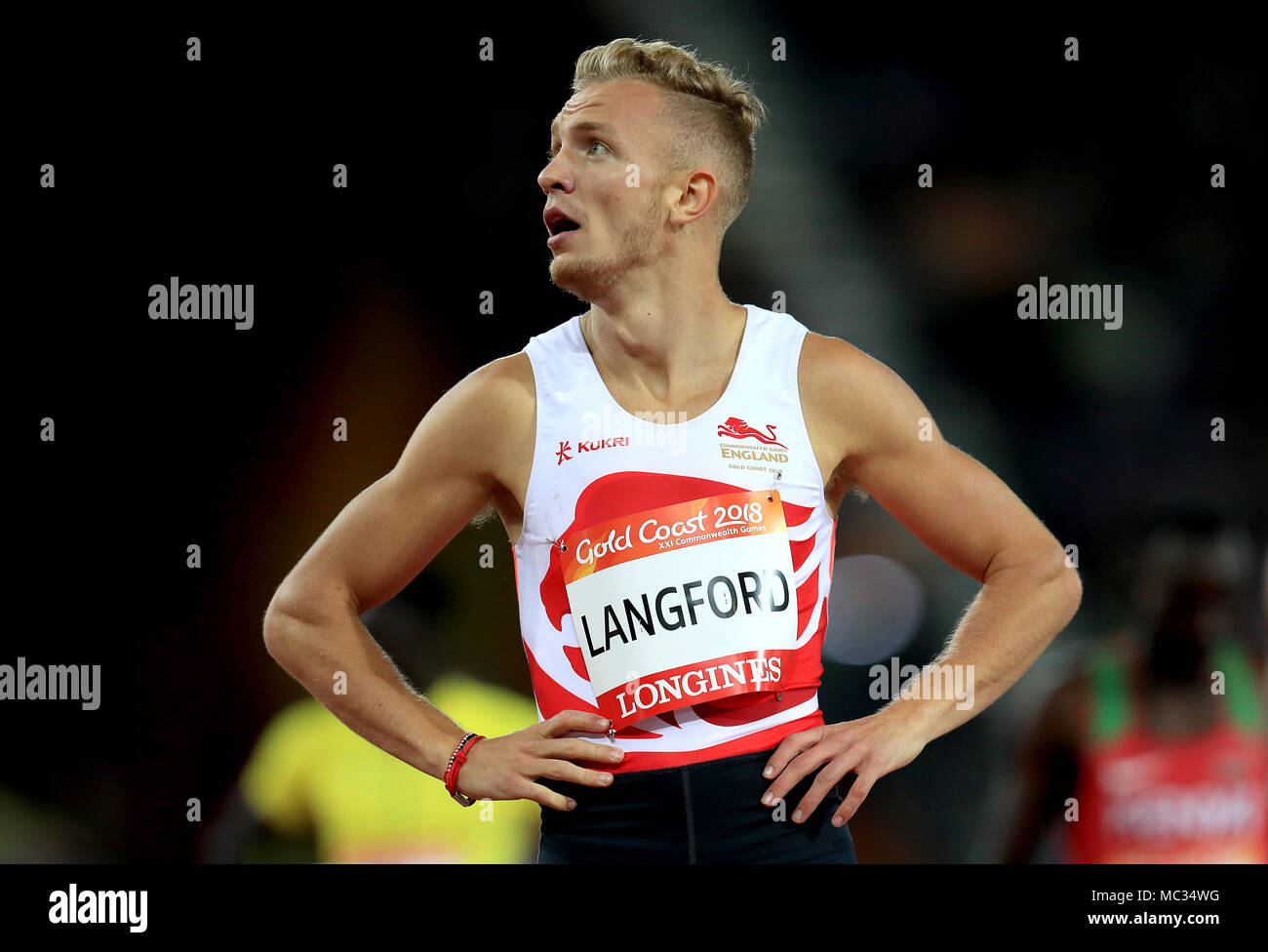 England's Kyle Langford celebrates winning silver in the Men's 800m ...