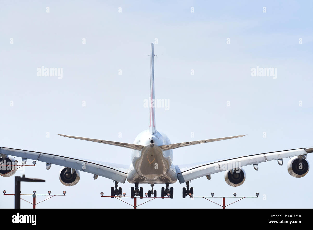 Jet plane rear view hi-res stock photography and images - Alamy