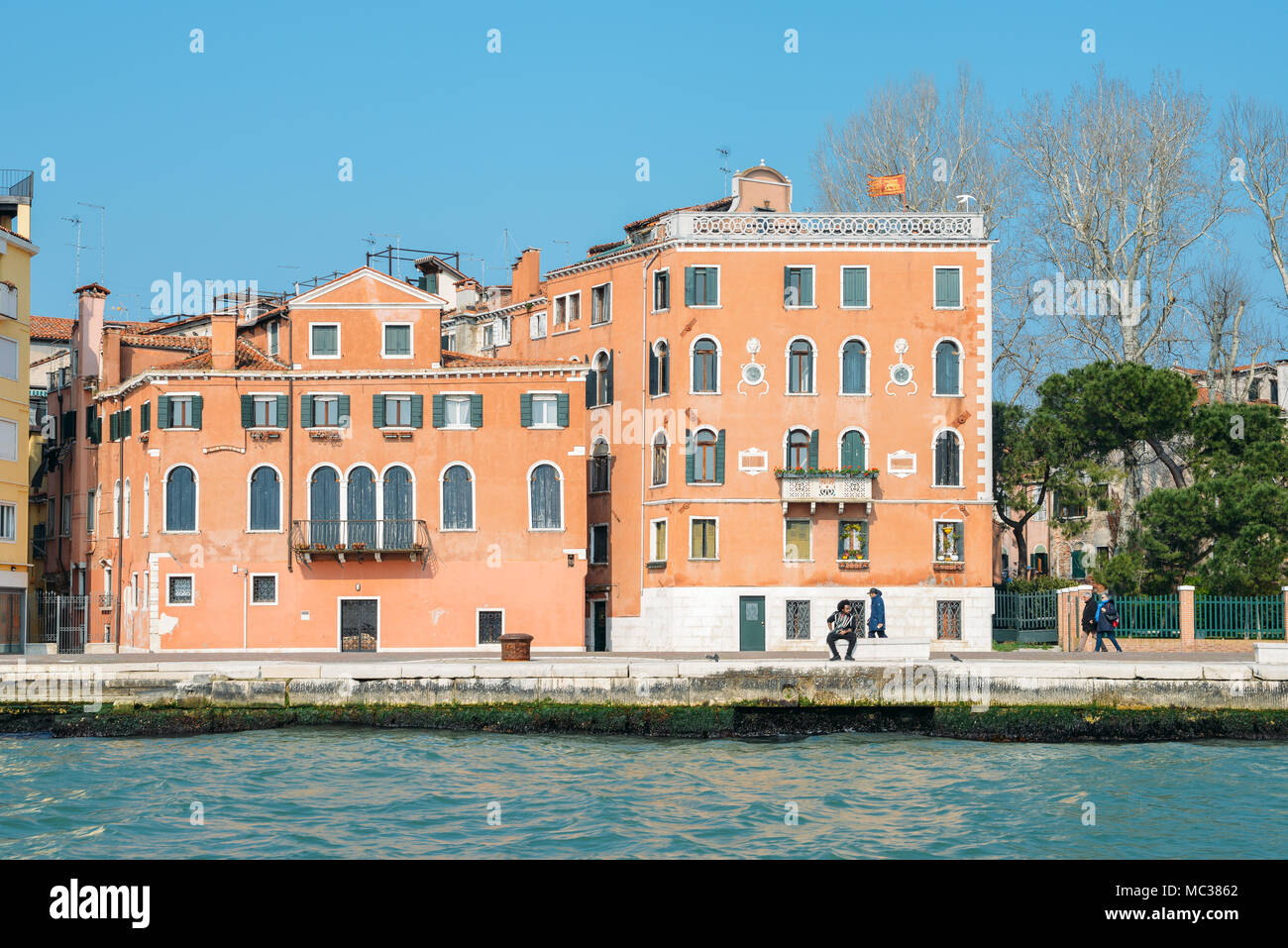 Historic waterfront buildings in Venice Stock Photo - Alamy