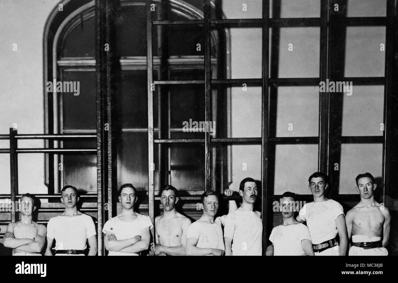 Vintage gym hi-res stock photography and images - Alamy
