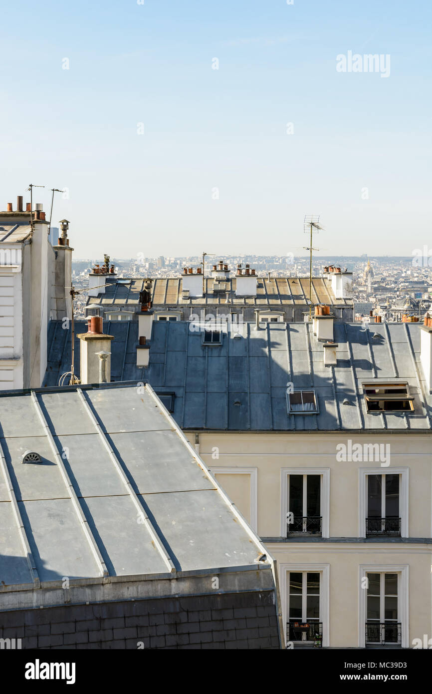 Paris roof hi-res stock photography and images - Alamy