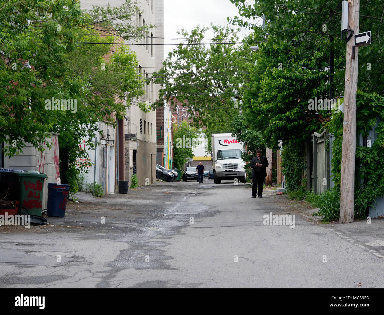 Back asphalt hi-res stock photography and images - Alamy