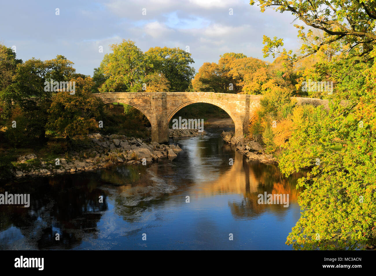 Autumn Sunset over the Devils Bridge, river Lune, Kirkby Lonsdale ...