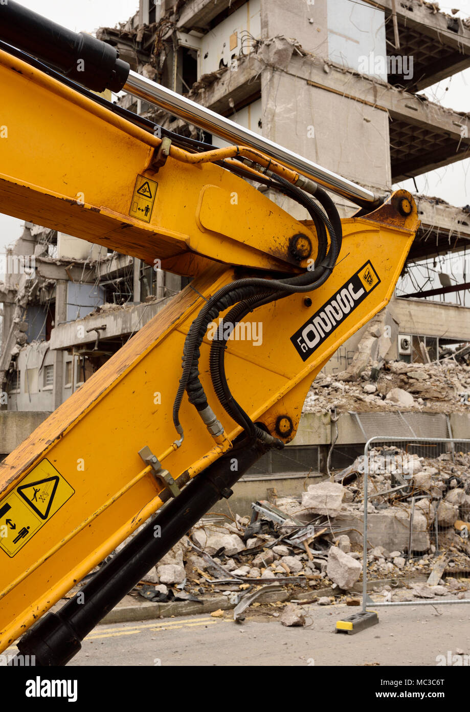 Hydraulic Ram Extended Stock Photos & Hydraulic Ram Extended Stock ...