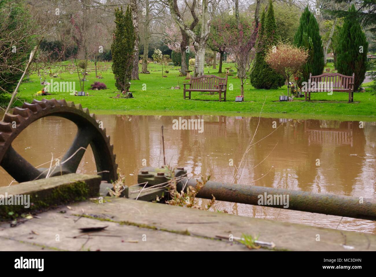 Countess Weir Mill Leat, Victorian Sluice Gate and Exeter & Devon ...