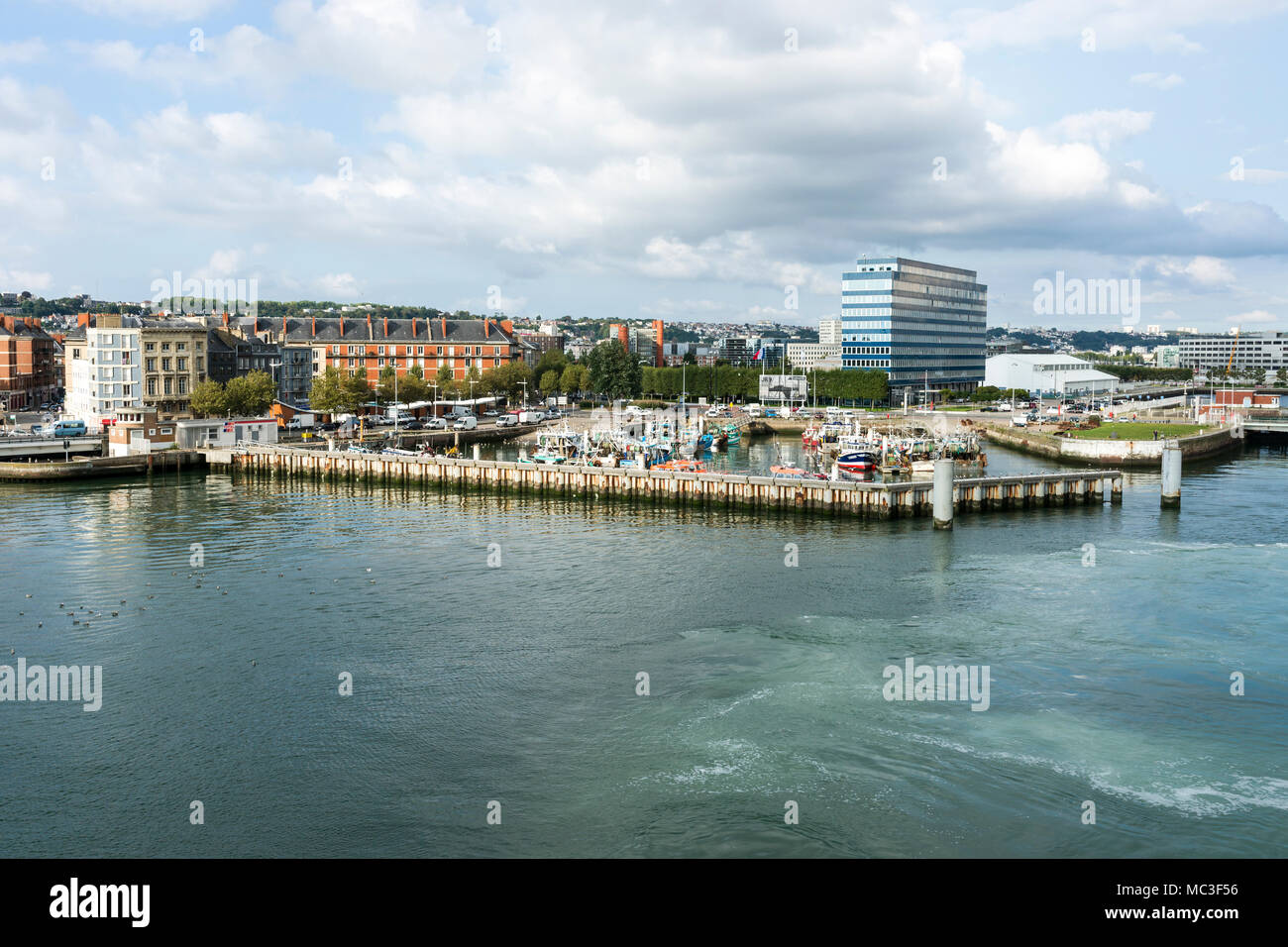 The port of havre hi-res stock photography and images - Alamy