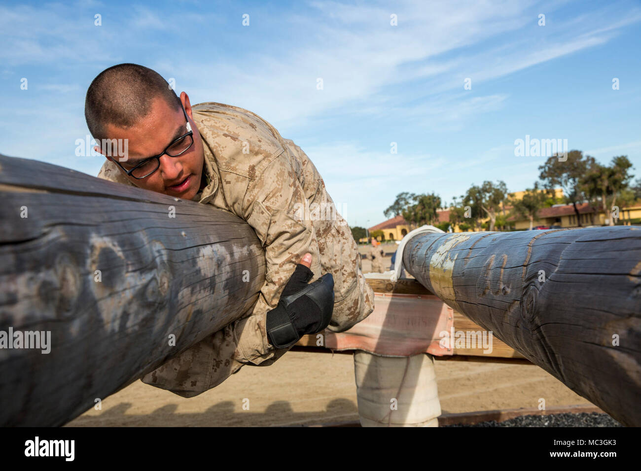Logs obstacle course hi-res stock photography and images - Alamy