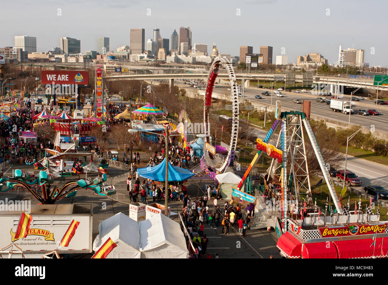 Atlanta skyline 2014 hi-res stock photography and images - Alamy