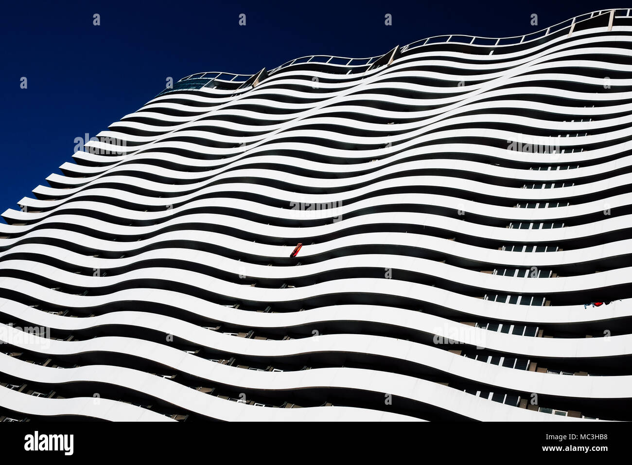 New wave architecture building wall hi-res stock photography and images ...