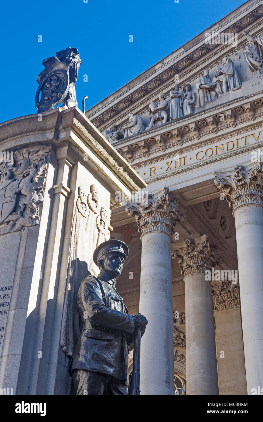 City of London. A section of the Royal Exchange with, on the left, part ...