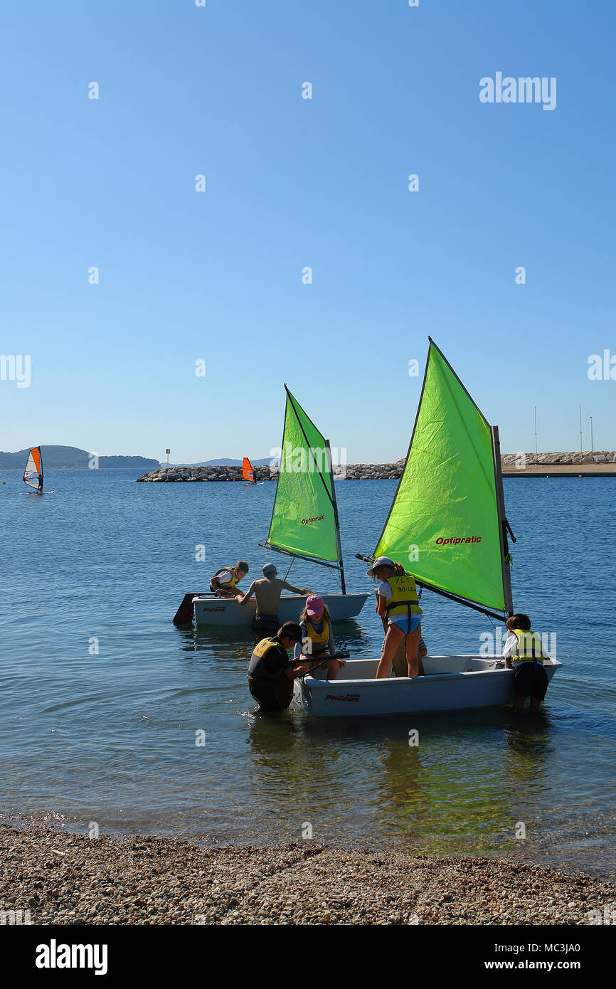 Sailing school for childs Stock Photo - Alamy