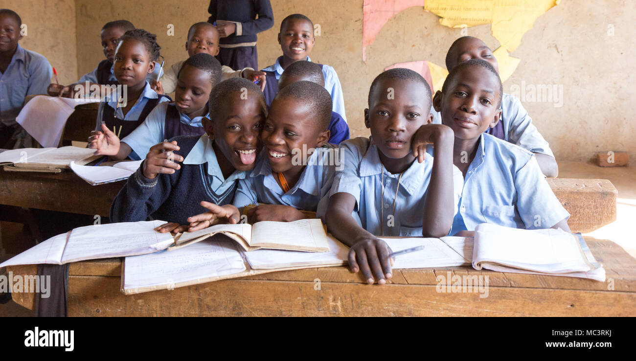 Ugandan children in the classroom hi-res stock photography and images ...