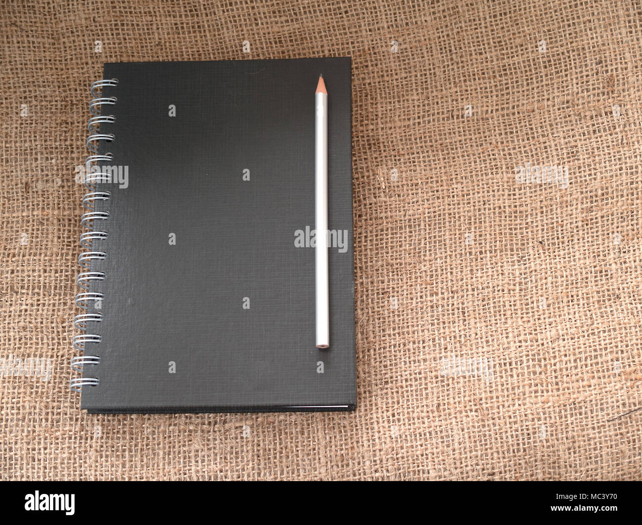 Paper records hi-res stock photography and images - Alamy