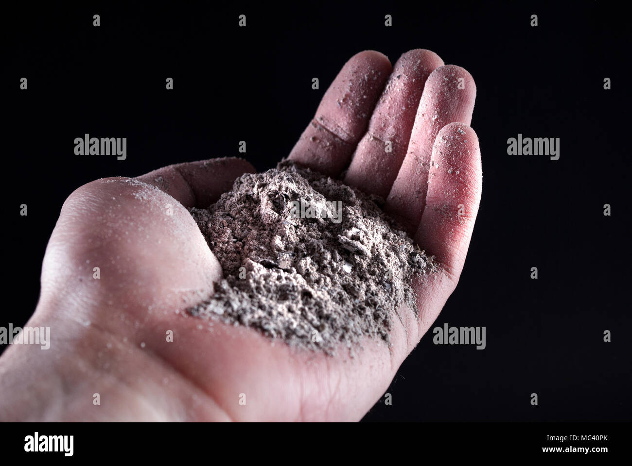 Cremation ash hi-res stock photography and images - Alamy