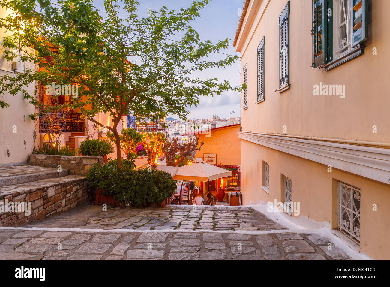 Plaka neighborhood hi-res stock photography and images - Alamy