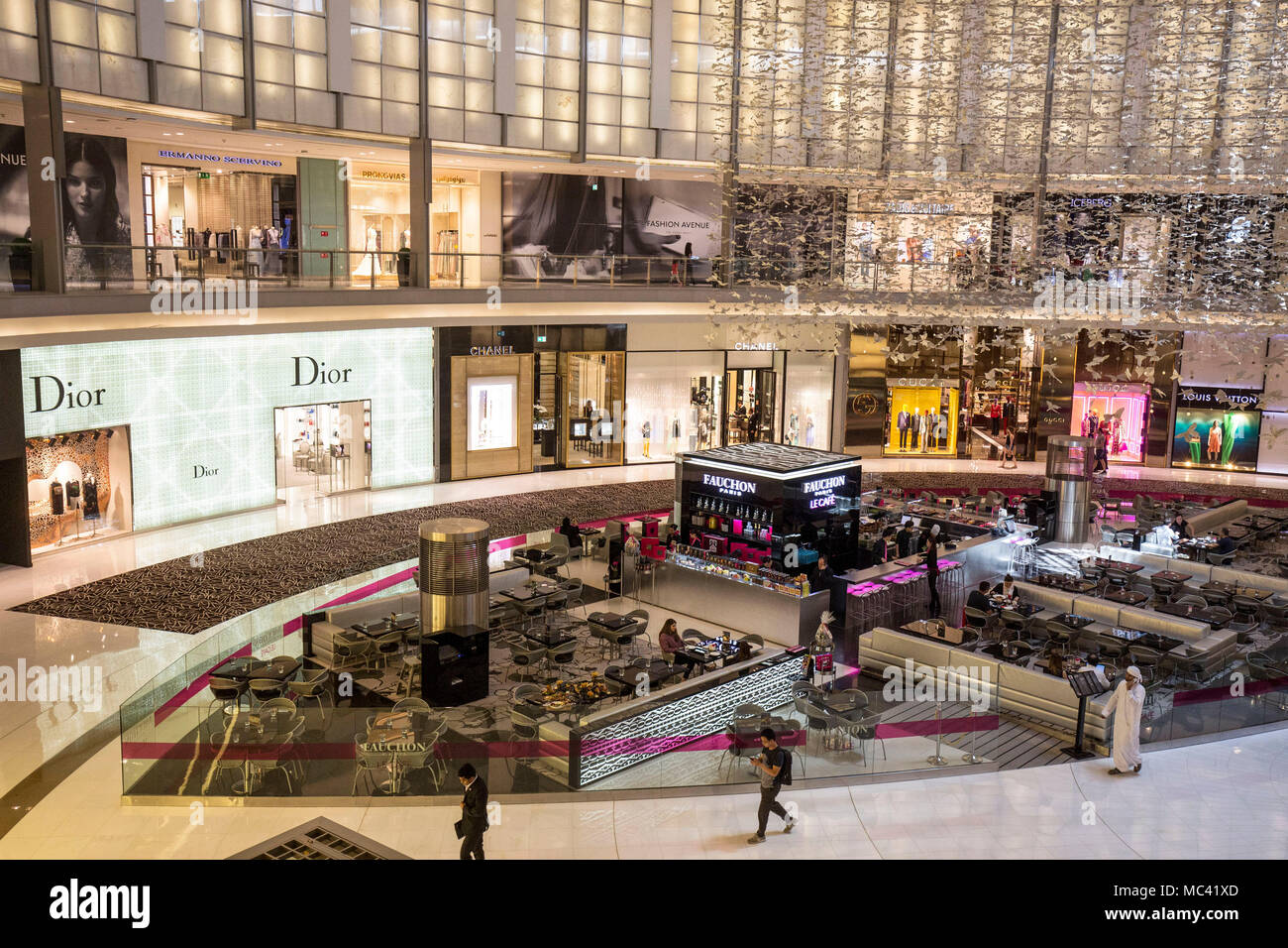 Gucci dubai mall hi-res stock photography and images - Alamy