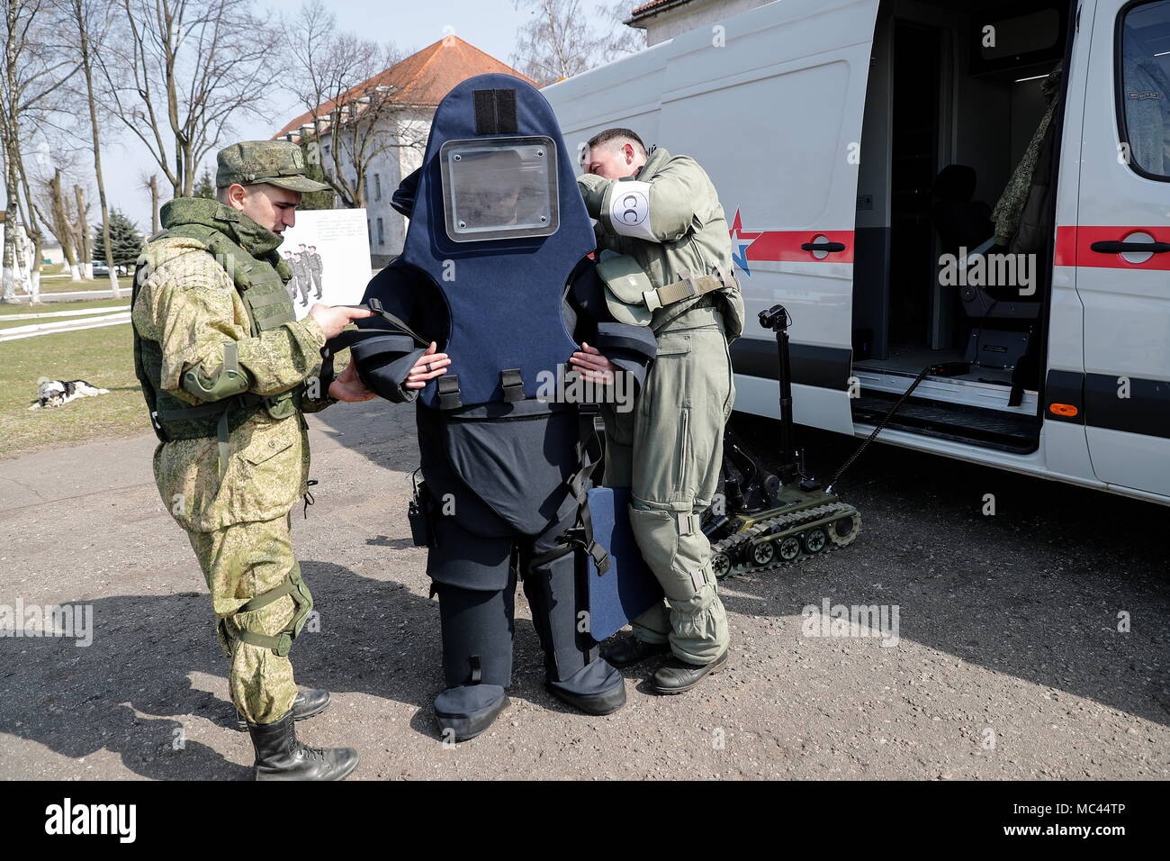 Bomb Suit High Resolution Stock Photography and Images - Alamy