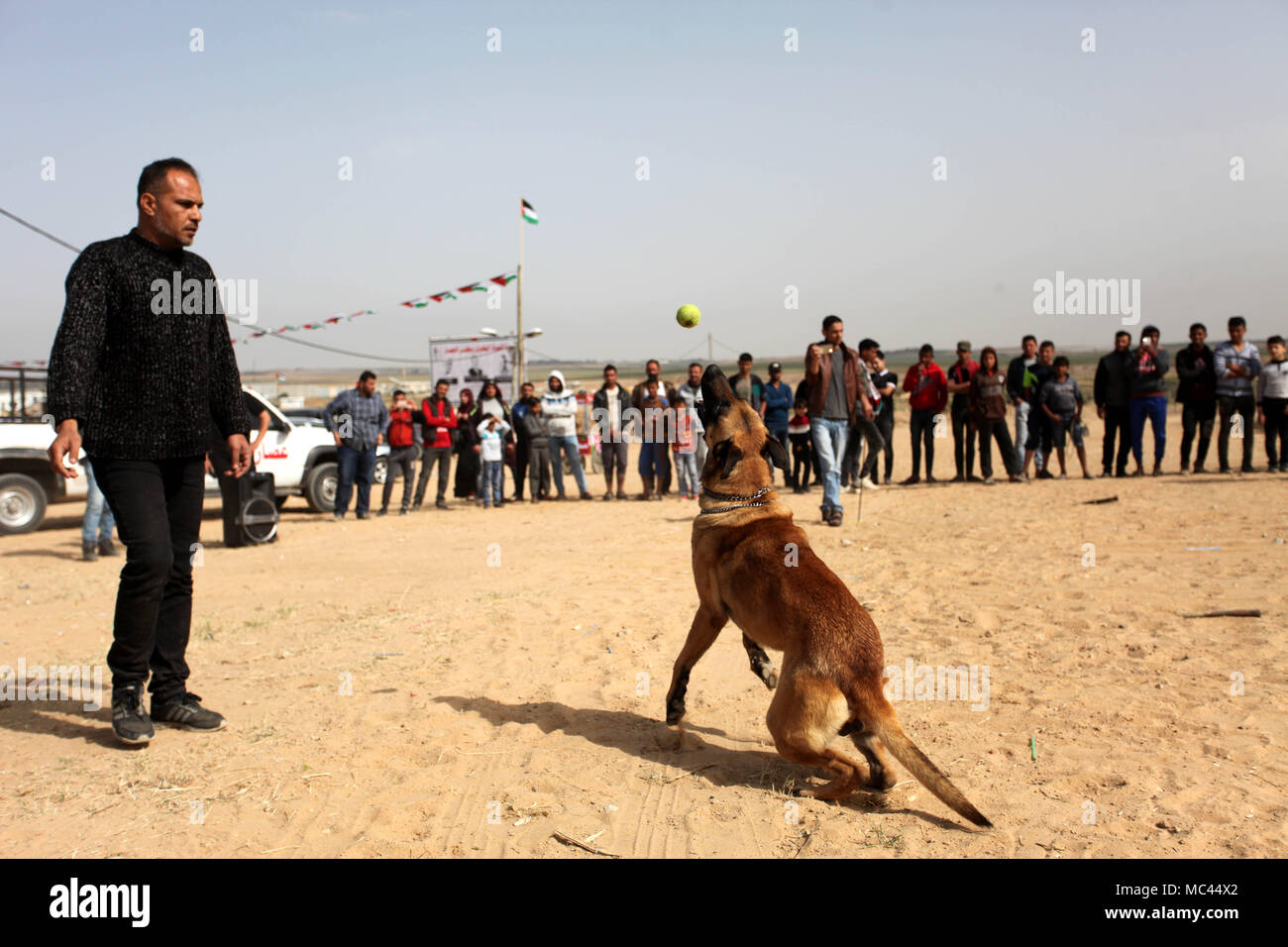 Gaza City, Gaza Strip, Palestinian Territory. 12th Apr, 2018 ...