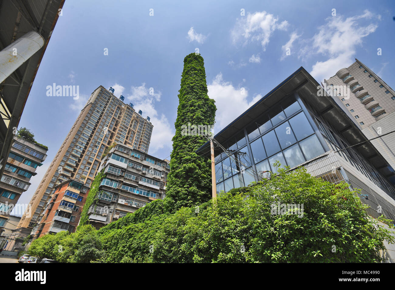 Guiyan, Guiyan, China. 12th Apr, 2018. Guiyang, CHINA-12th April 2018 ...