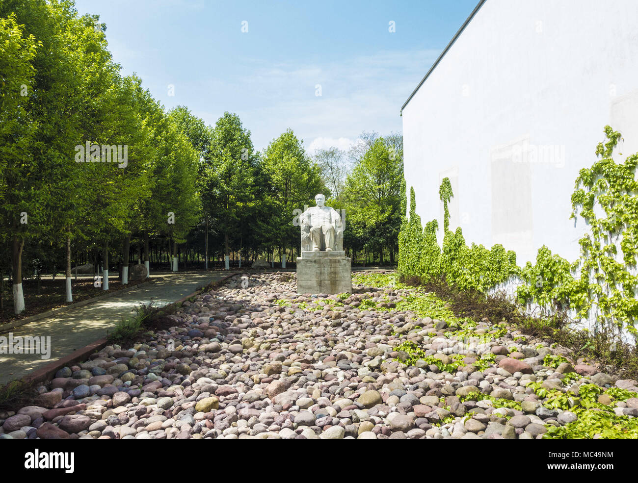 Jianchuan museum cluster in china hi-res stock photography and images ...
