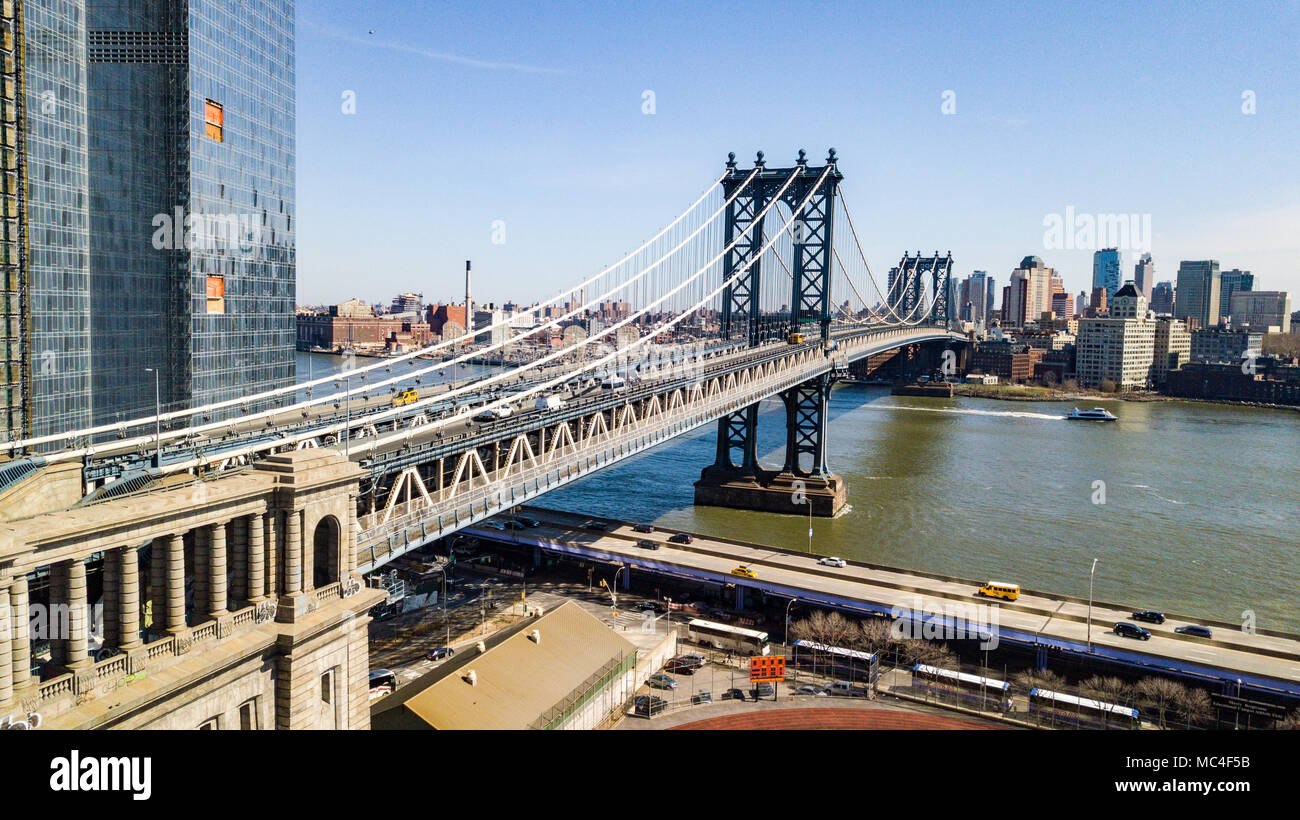 Aerial view of manhattan bridge hi-res stock photography and images - Alamy