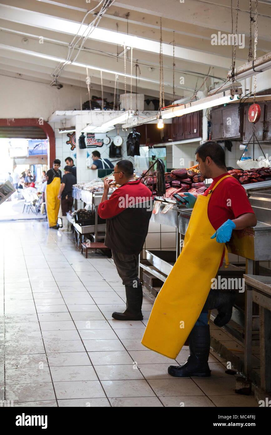 Ensenada fish market hi-res stock photography and images - Alamy