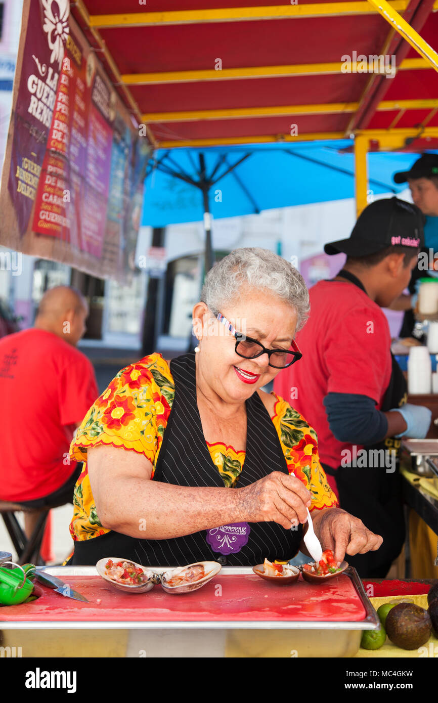 Mexico bandera hi-res stock photography and images - Alamy