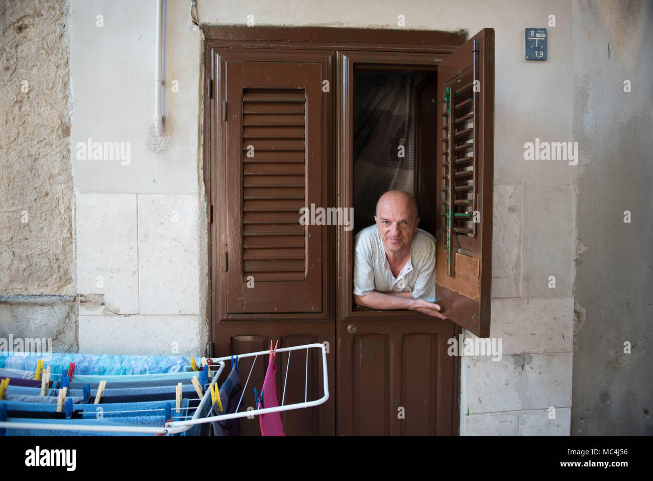 People from Historic Center. Palermo. Sicily Stock Photo - Alamy